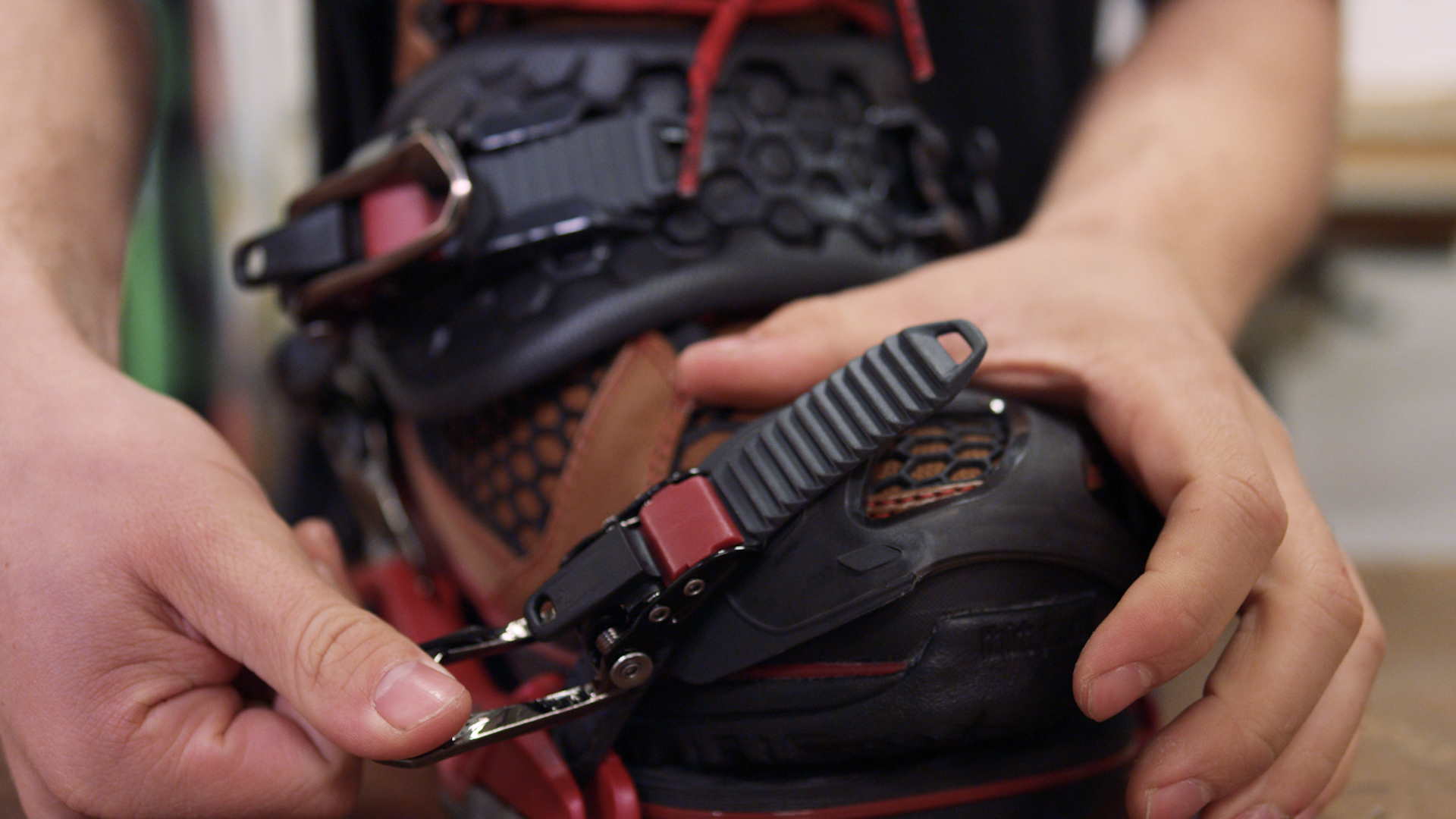 How to Choose Your Snowboard Bindings